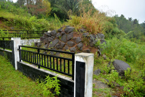 GEOSITE BALIGE – LIANG SIPEGE – BATU BASIHA – MEAT – Geopark Kaldera Toba